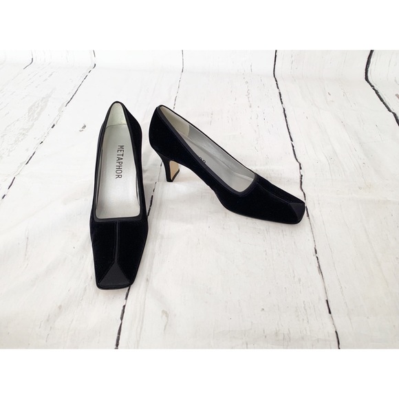 metrostyle | Shoes | Vintage Metaphor Black Pumps Heels Size 8 | Poshmark